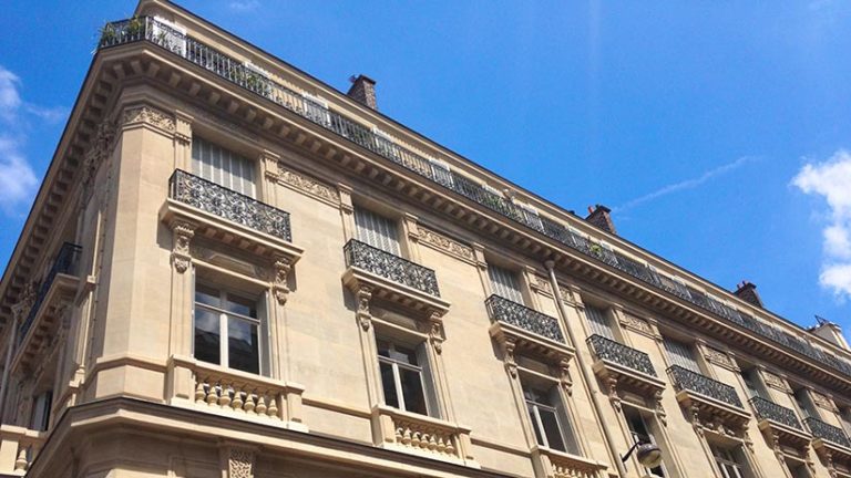 Patrimoine net taxable IFI 2025 : définition, calcul